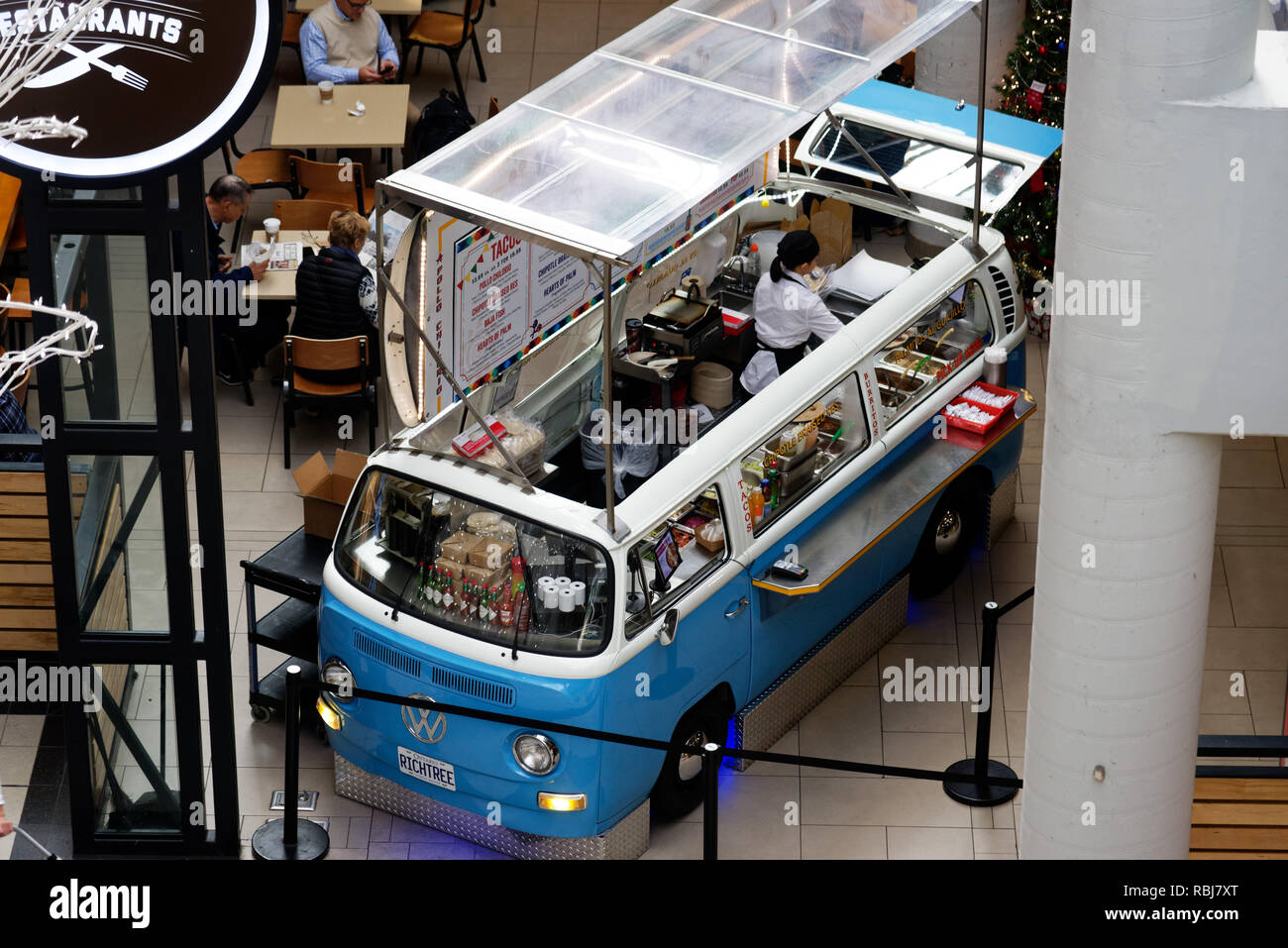 Fast food court hi-res stock photography and images - Alamy