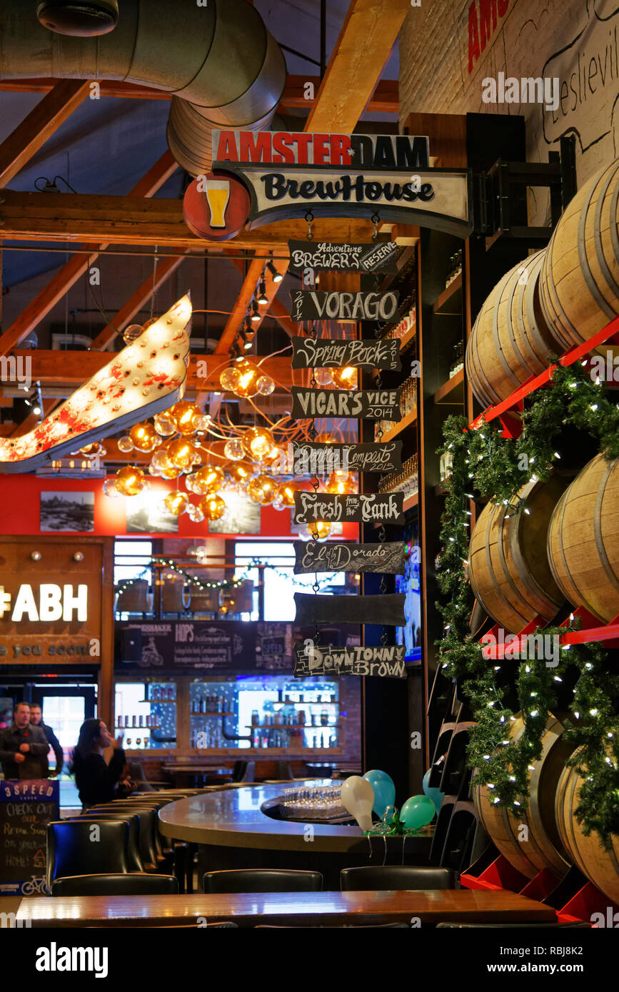 Microbrewery hi-res stock photography and images - Alamy