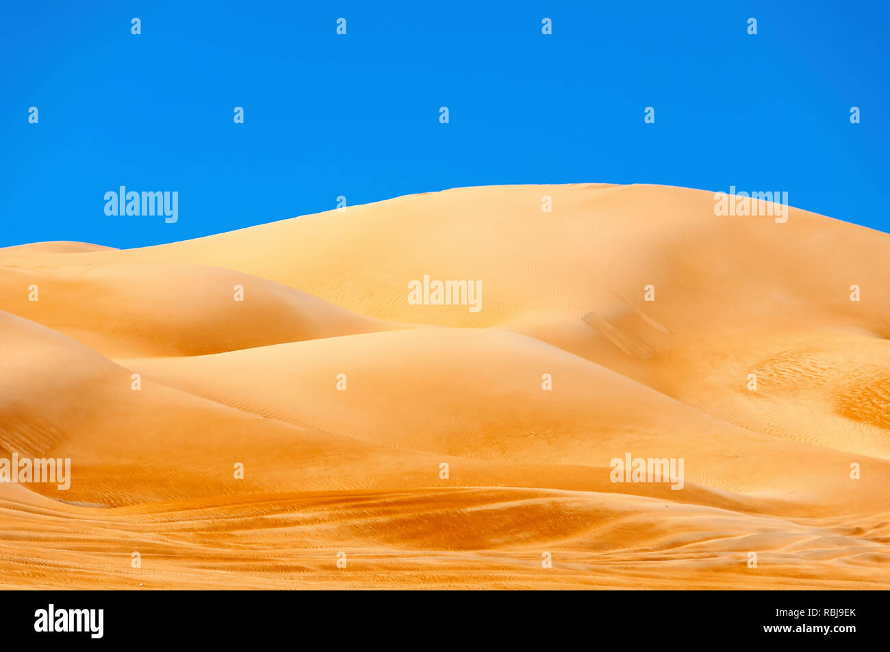 View of Omani desert - Sultanate of Oman Stock Photo - Alamy