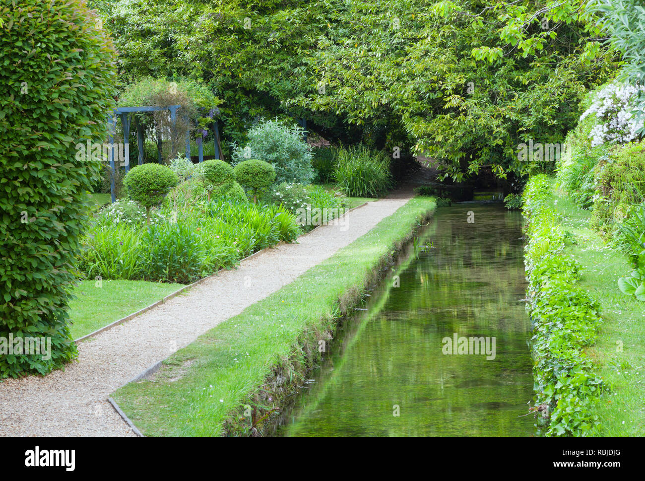 Ornamental canal hi-res stock photography and images - Alamy