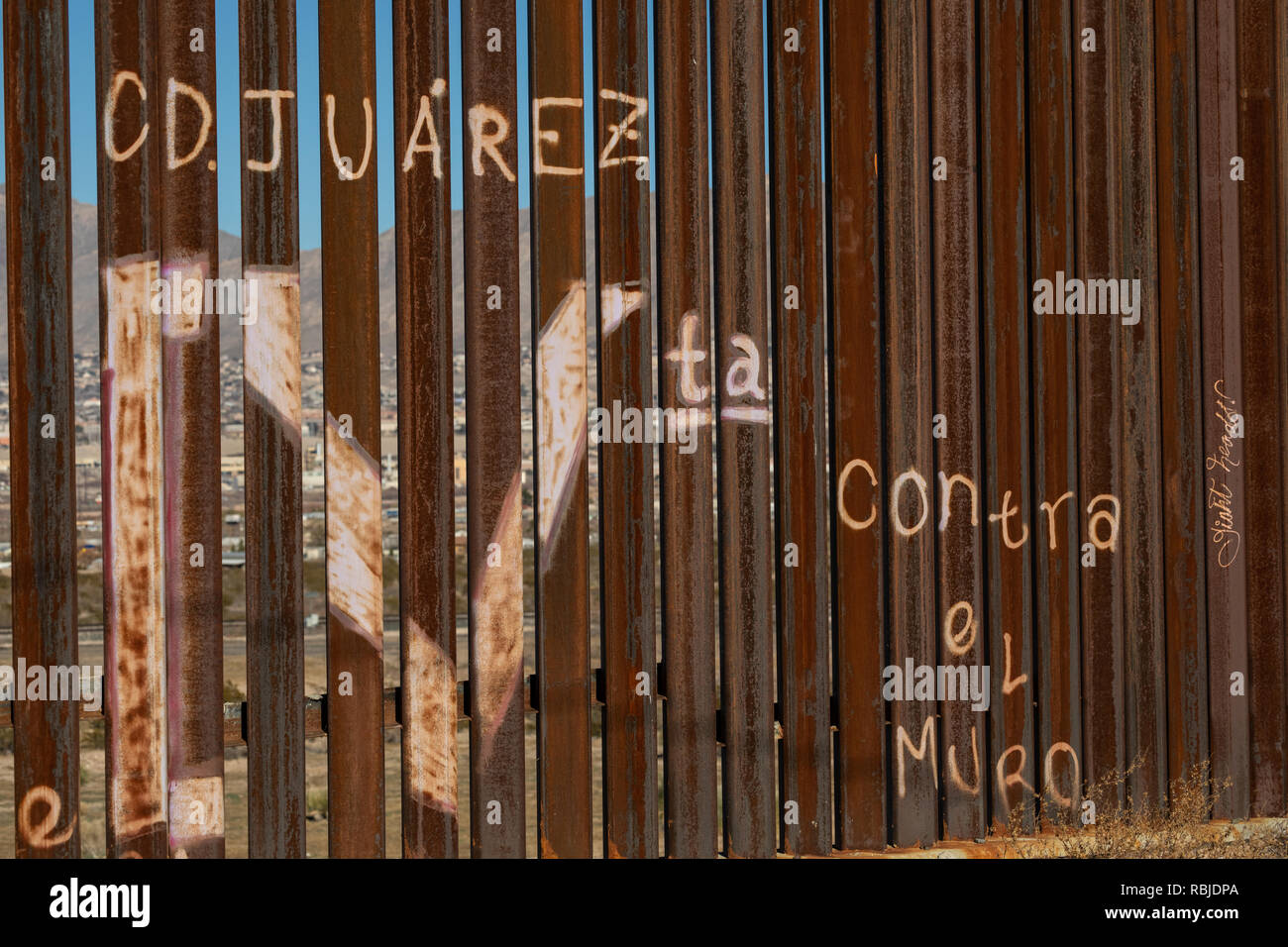 USA Mexico border fence near El Paso Texas and Ciudad Juarez. "Ciudad ...