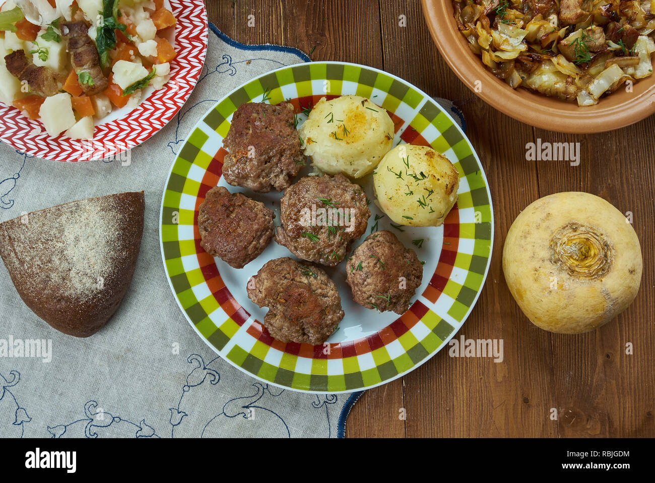 Biff a la Lindstrom, Swedish dish made from onion, potato, red beet ...