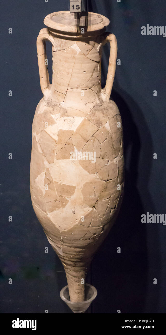 Musée des Docks Romains Marseille :Shape Dressel 7/9,1st century AD ...