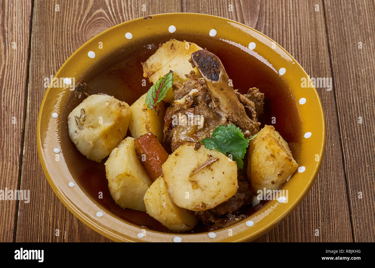Traditional greek kleftiko hi-res stock photography and images - Alamy
