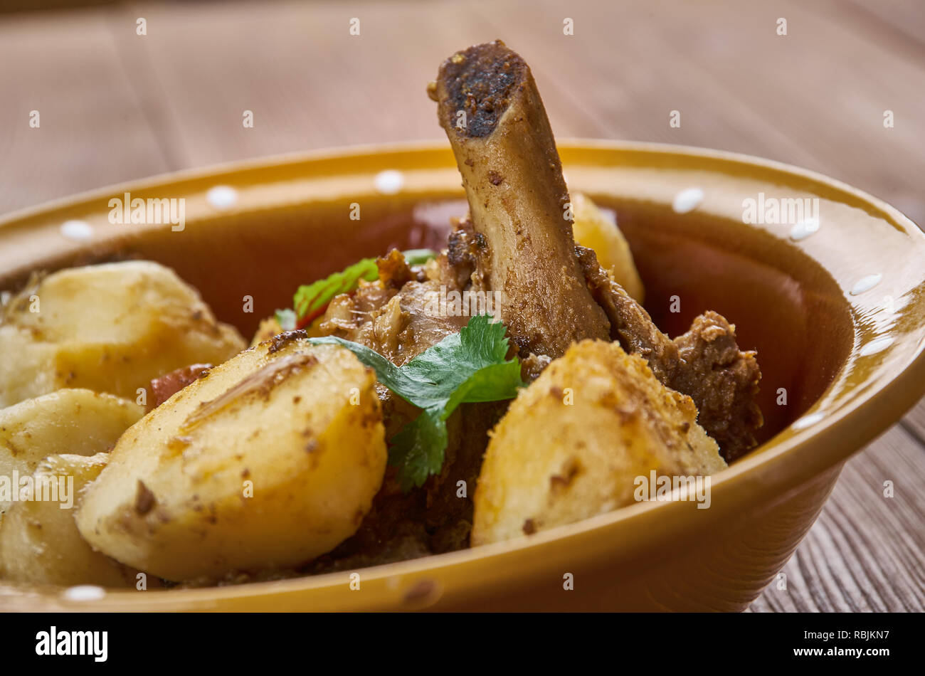 Traditional greek kleftiko hi-res stock photography and images - Alamy