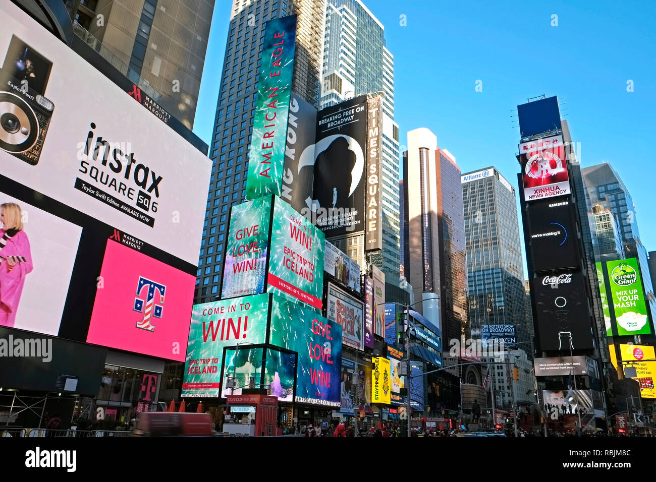 Bilboards hi-res stock photography and images - Alamy