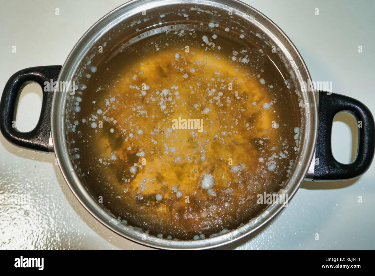 Chicken stock hi-res stock photography and images - Alamy