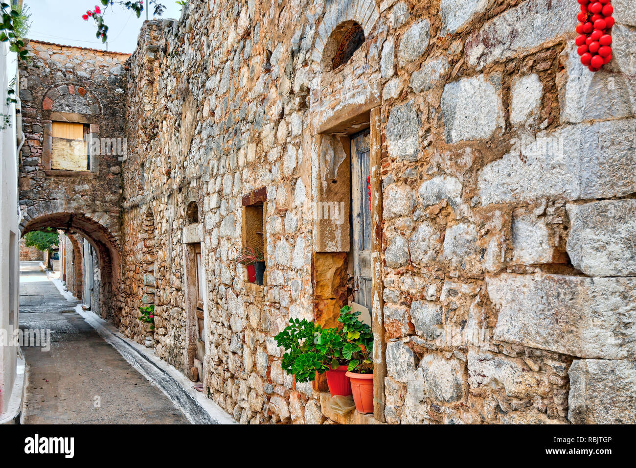 Mediterranean dry stone architecture hi-res stock photography and ...