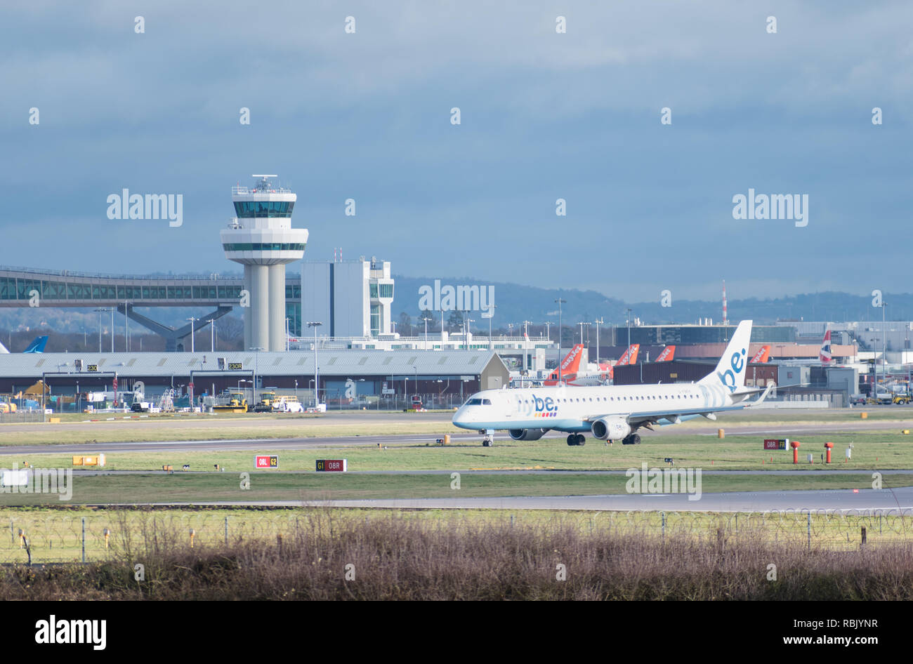 Airport air traffic control tower hi-res stock photography and images ...