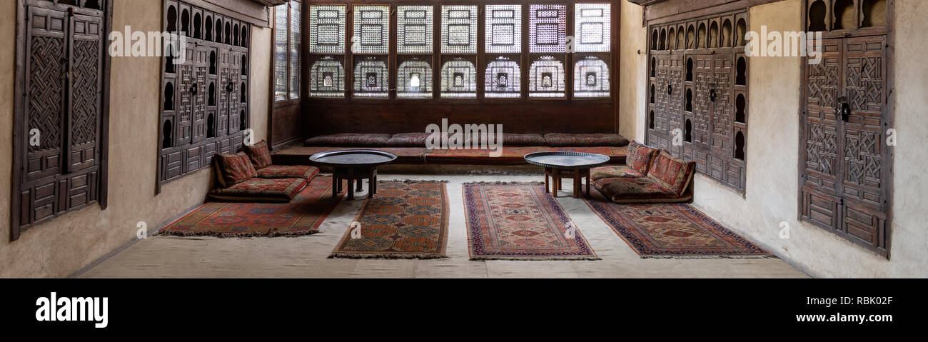 Interior room with mashrabiya windows in the Bayt Al-Suhaymi, House of ...