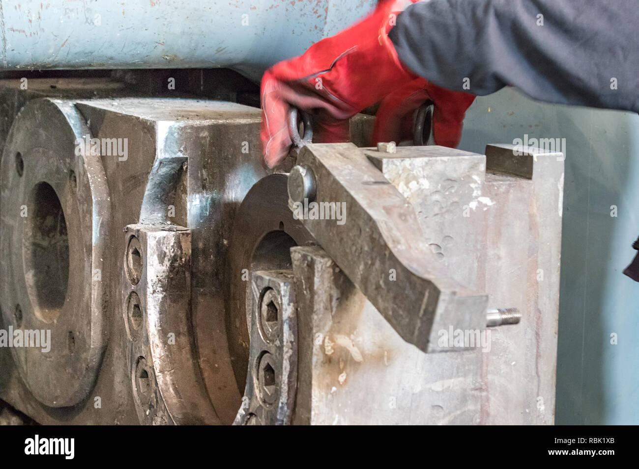 Aluminium extrusion hi-res stock photography and images - Alamy