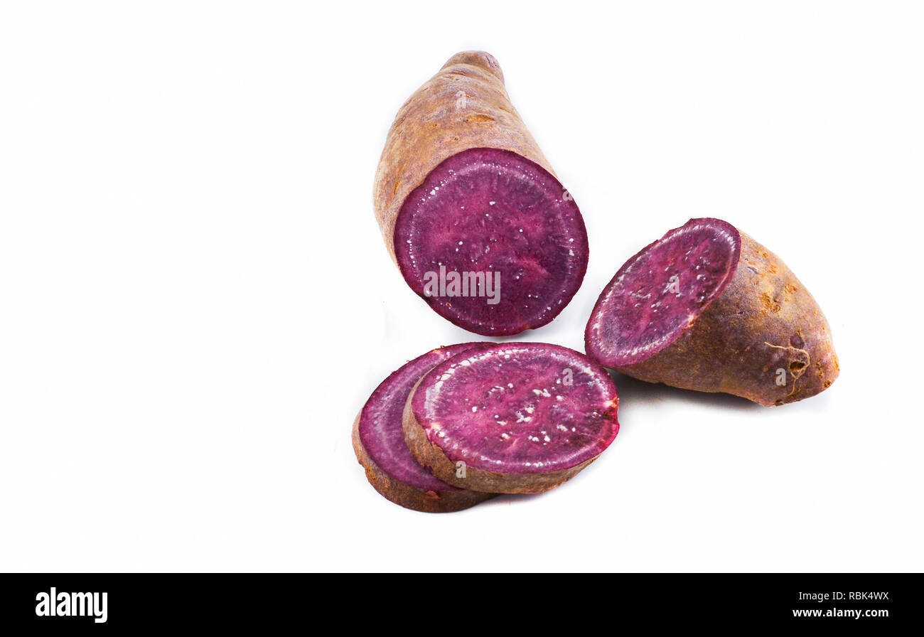 Yam purple isolated / Raw purple sweet yams sweet potato cut slice ...