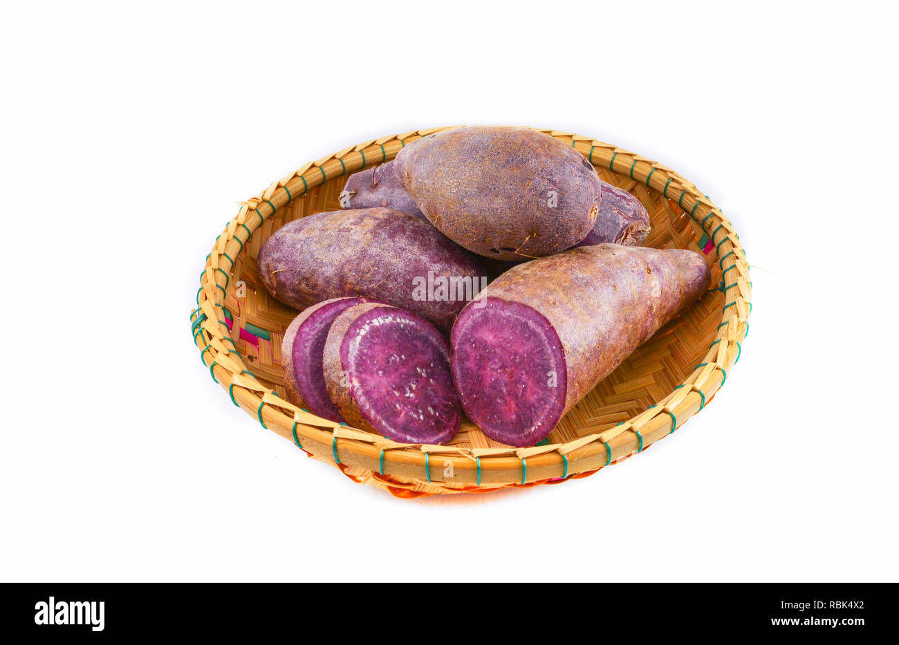 Yam purple isolated / Raw purple sweet yams sweet potato cut slice in ...
