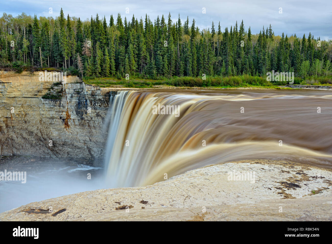 Alexandra Falls, Twin Falls Territorial Park, Northwest Territories ...