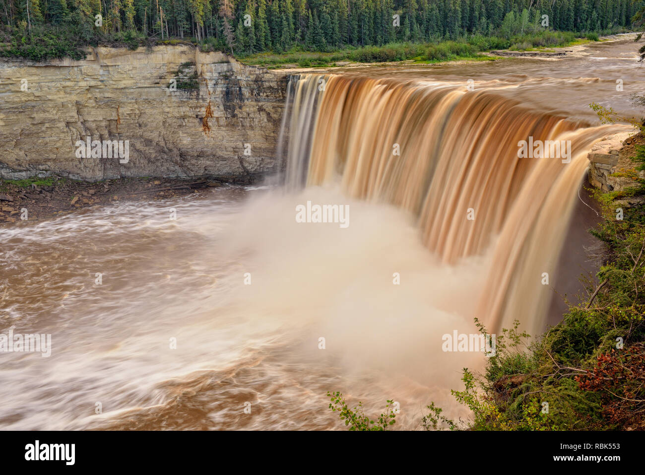 Alexandra Falls, Twin Falls Territorial Park, Northwest Territories ...