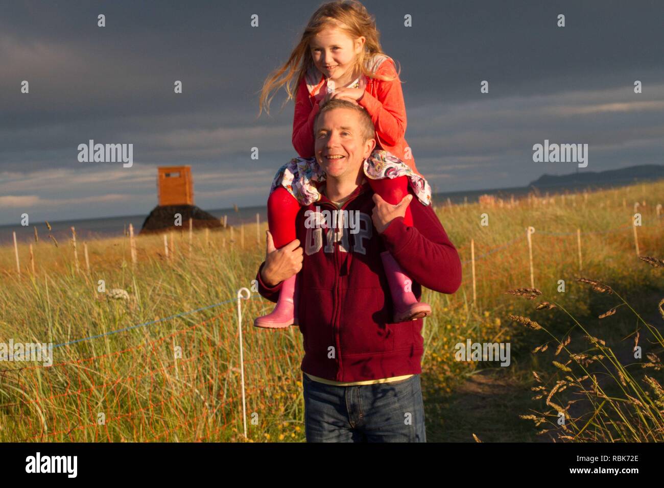 Father and daughter relaationship hi-res stock photography and images ...