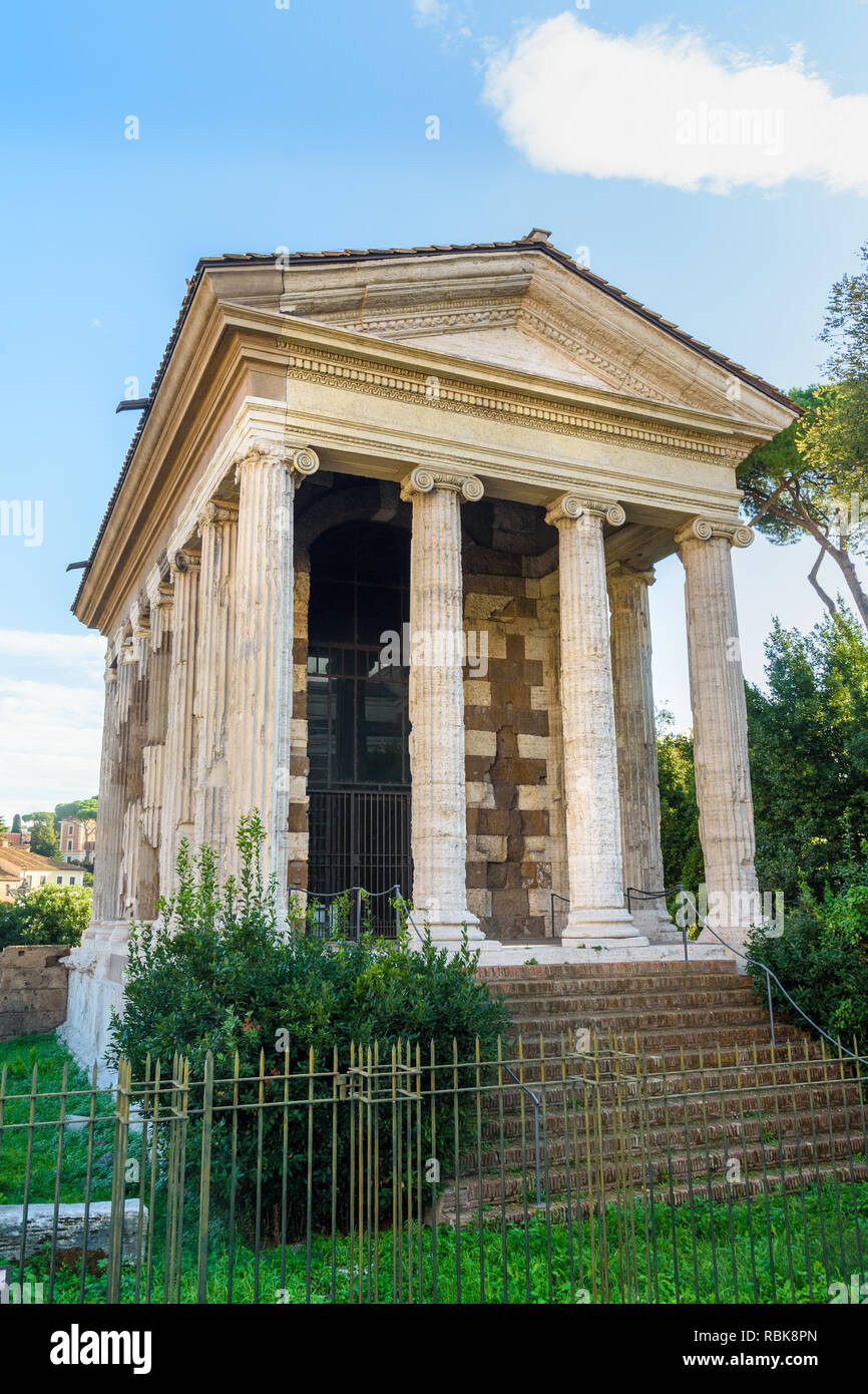 Temple of Portunus in the Forum Boarium in Rome. Italy Stock Photo - Alamy