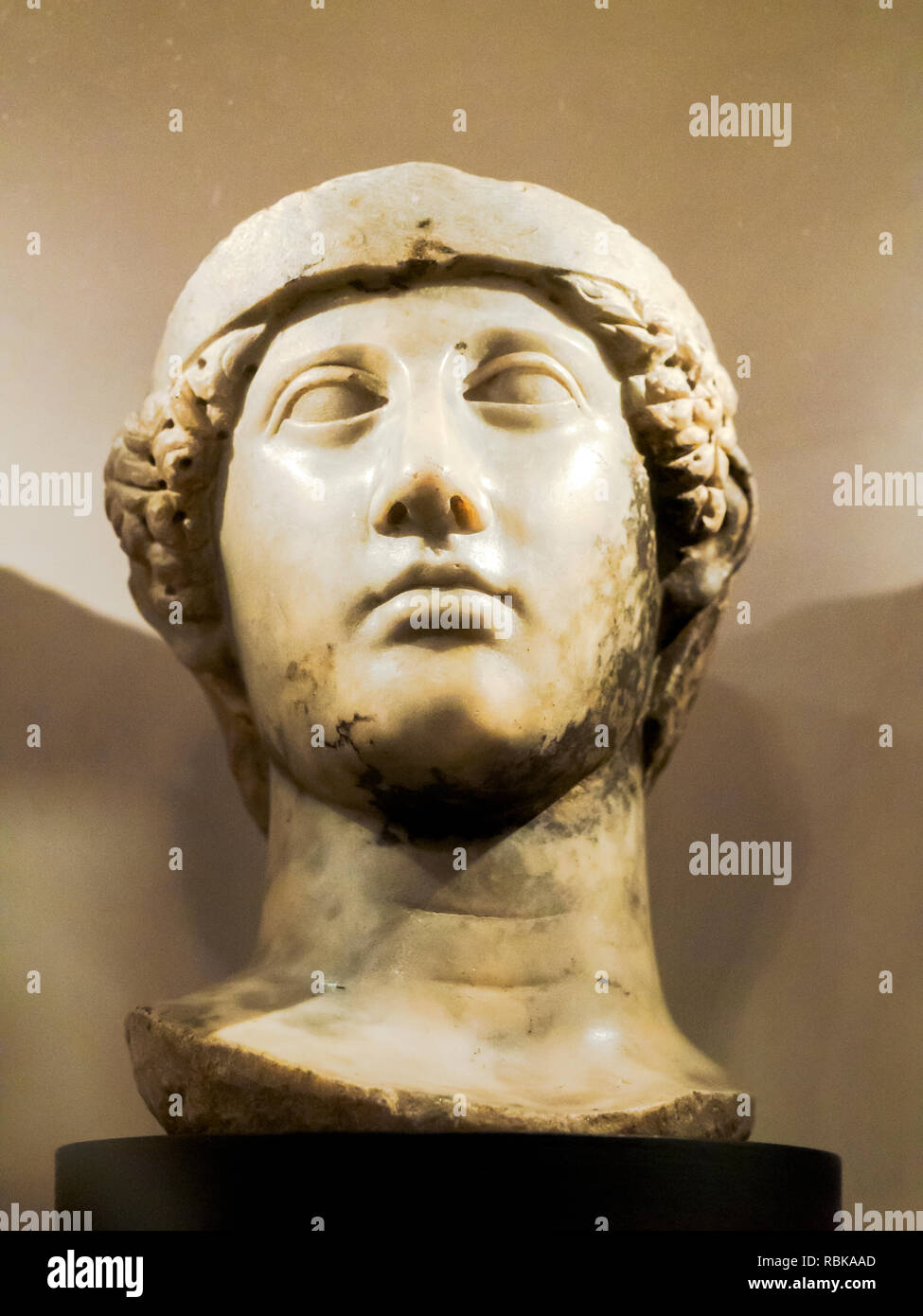 Head of Minerva Marble Early 2nd century, possibly 130 AD Museum of ...