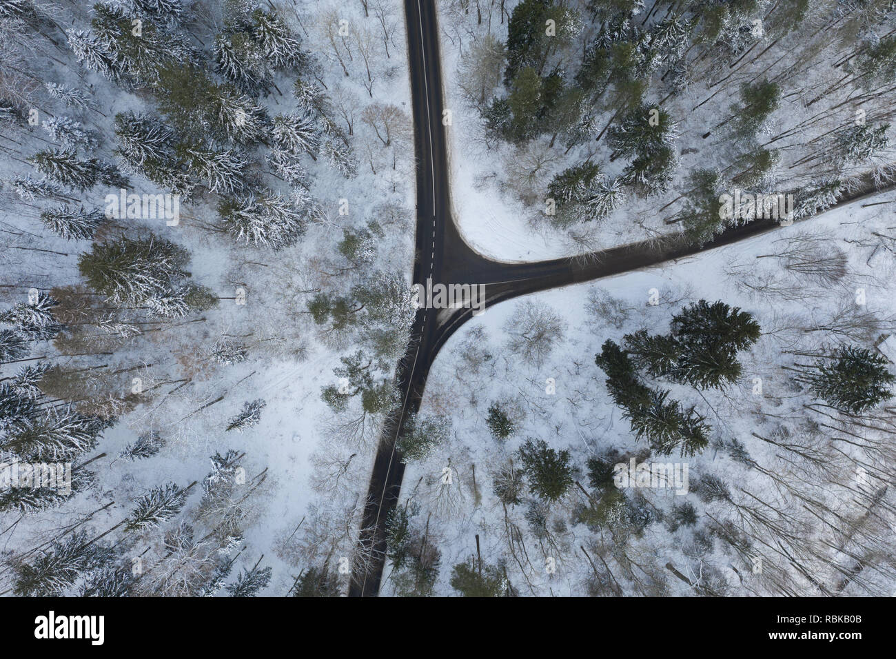 Scenic countryside view road hi-res stock photography and images - Alamy