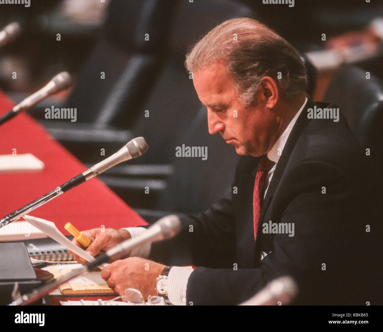 Joe biden 1993 hi-res stock photography and images - Alamy