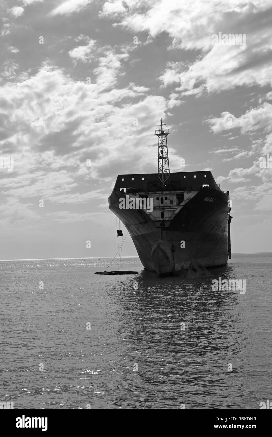 Chittagong, Bangladesh: Ships being wrecked at a ship breaking yard in ...
