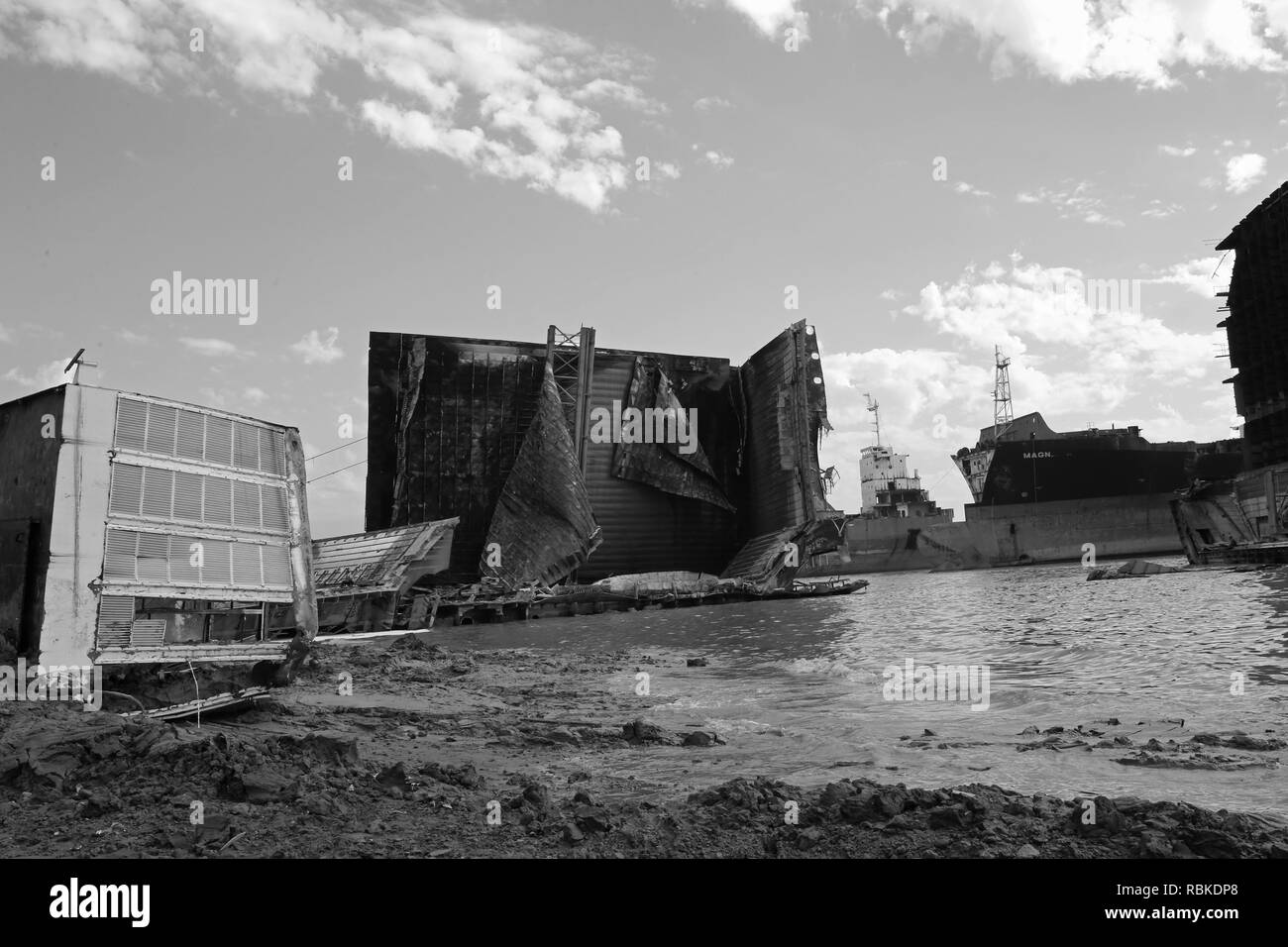 Ship breaking industry Black and White Stock Photos & Images - Alamy
