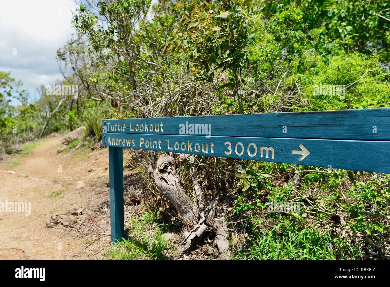 Turtle lookout and Andrews Point lookout sign, Hiking through Cape ...