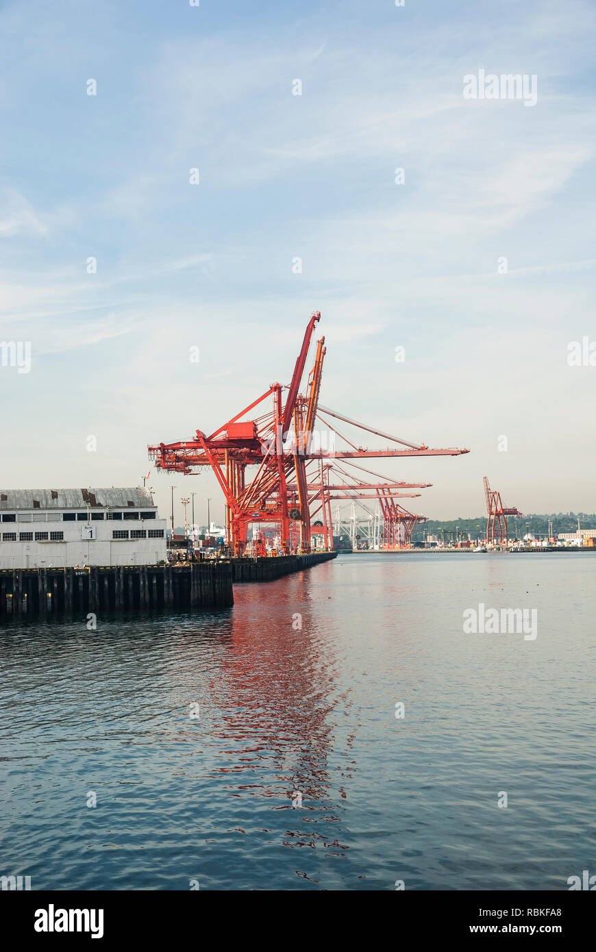 Gantry structure loading hi-res stock photography and images - Alamy
