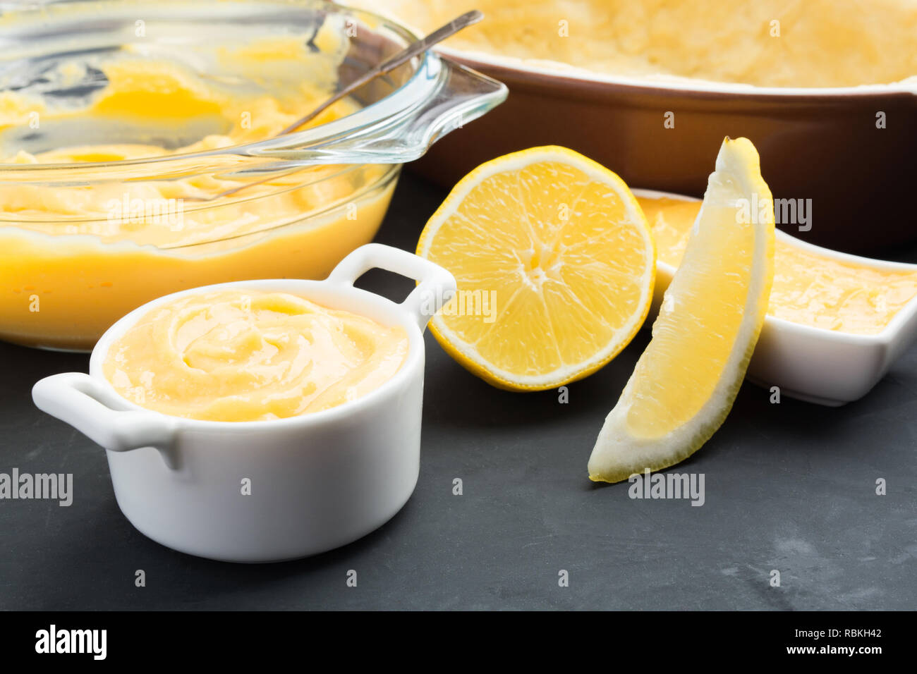 Lemon pie fresh squeezed hi-res stock photography and images - Alamy