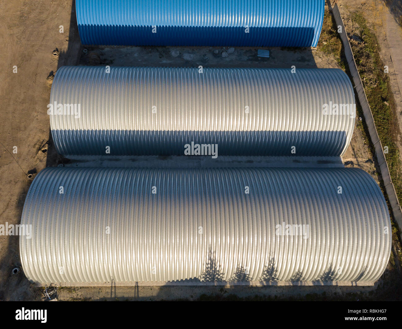 Top view hangars hangar galvanized hi-res stock photography and images ...