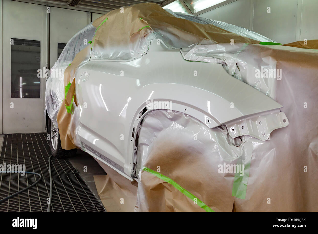 Auto repainting hi-res stock photography and images - Alamy