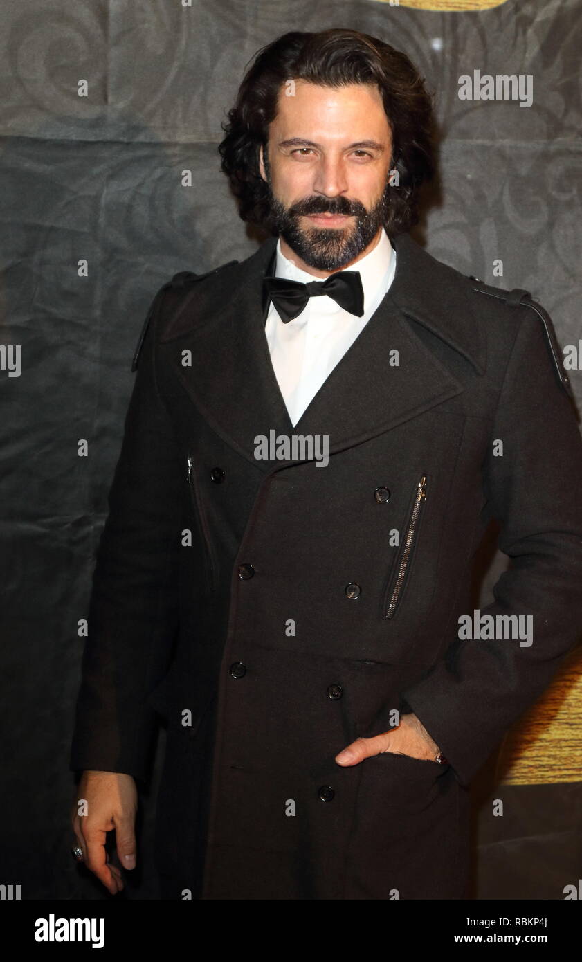 Christian vit hi-res stock photography and images - Alamy