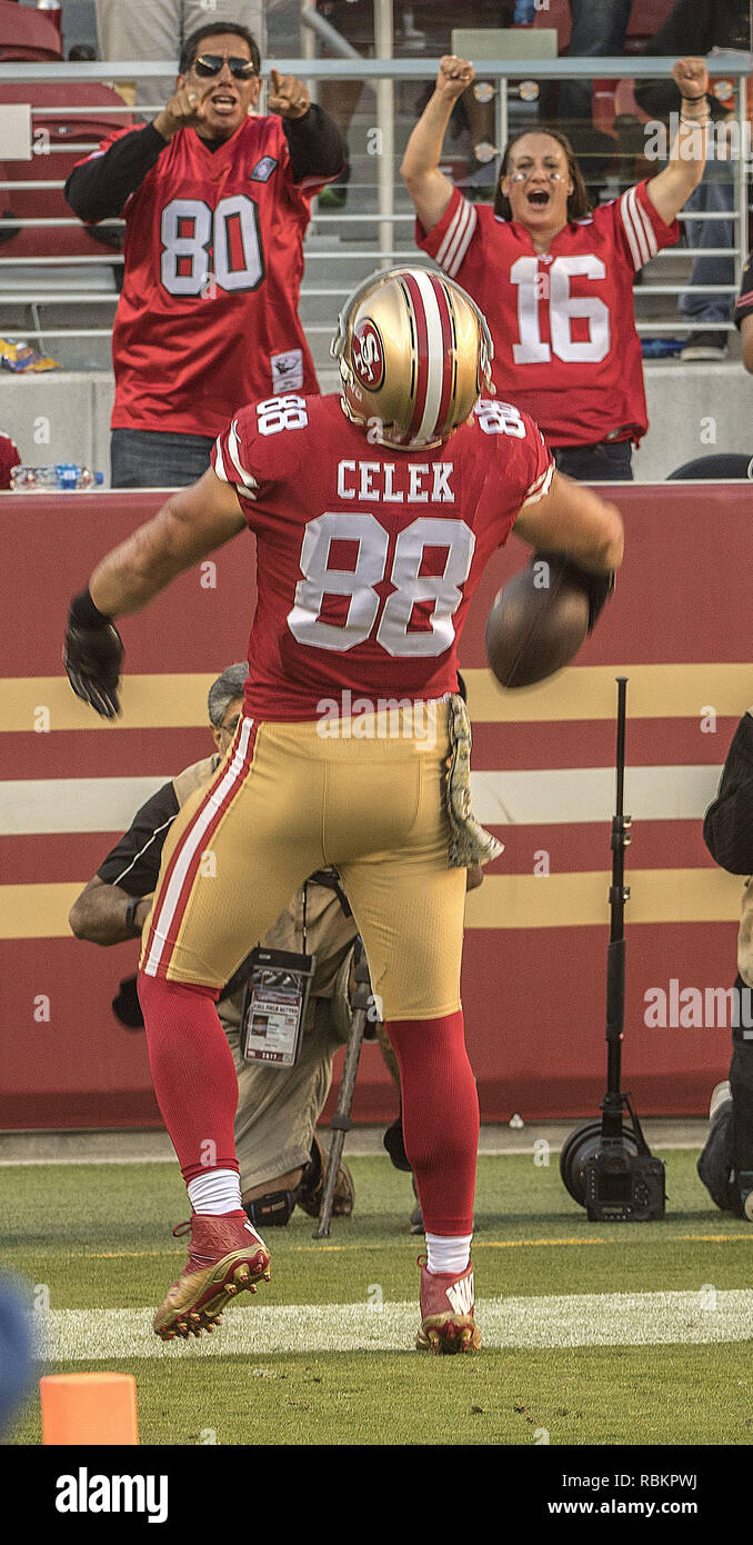 Santa Clara, California, USA. 12th Nov, 2017. San Francisco 49ers tight ...
