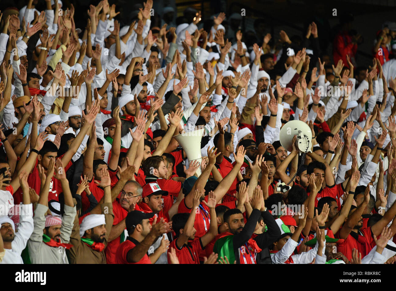Abu Dhabi, United Arab Emirates. Credit: MATSUO. 10th Jan, 2019. Fans ...