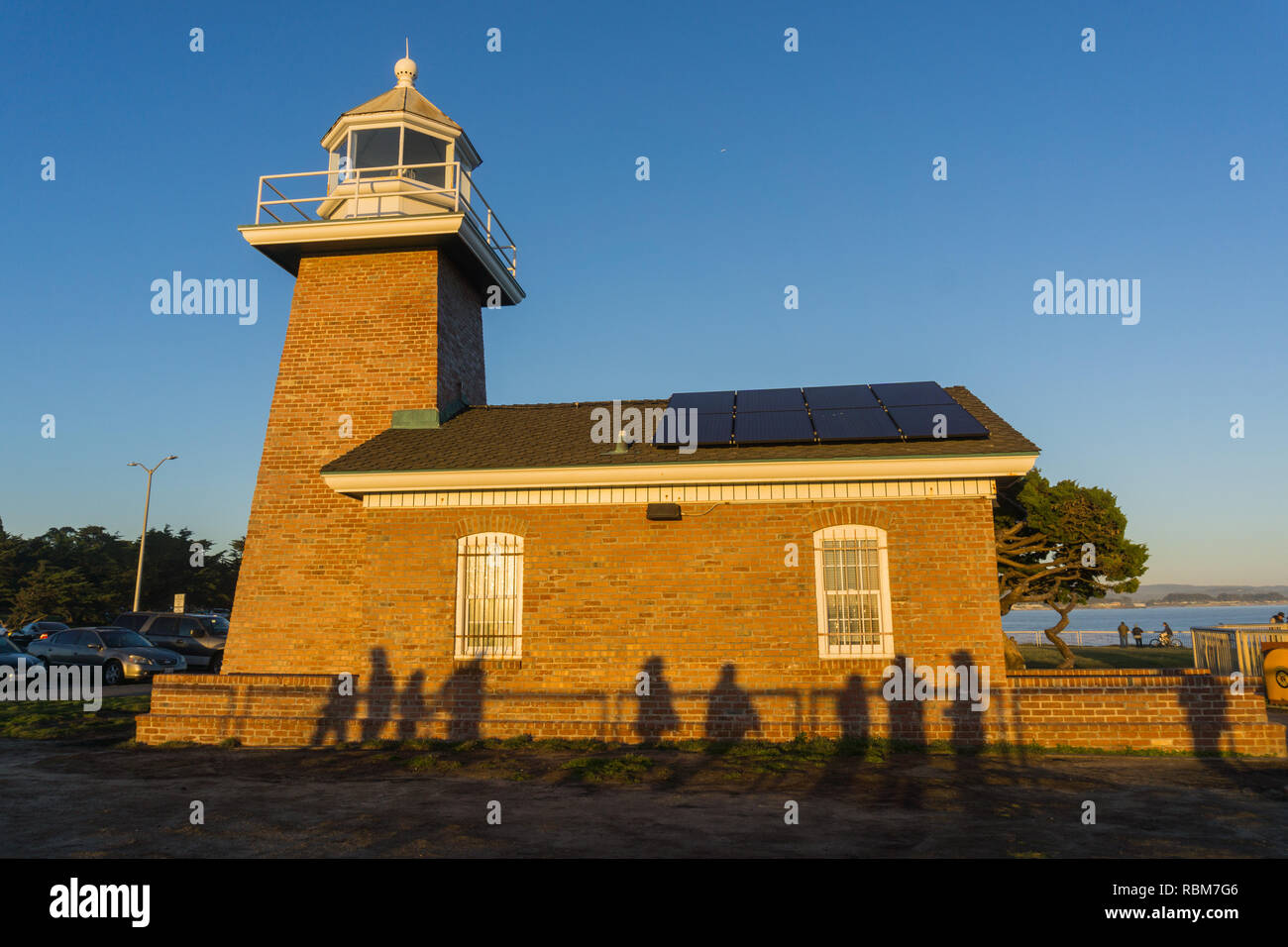 Surfing building hi-res stock photography and images - Alamy