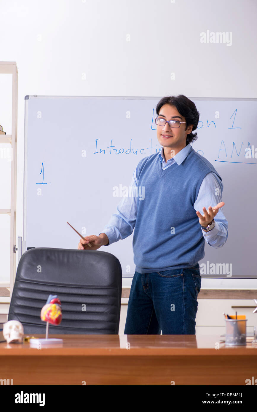 University lecturer introduction hi-res stock photography and images ...