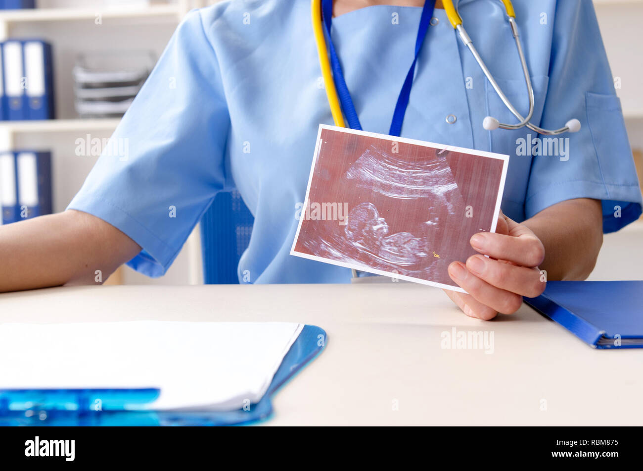 Female doctor gynecologist working in the clinic Stock Photo - Alamy