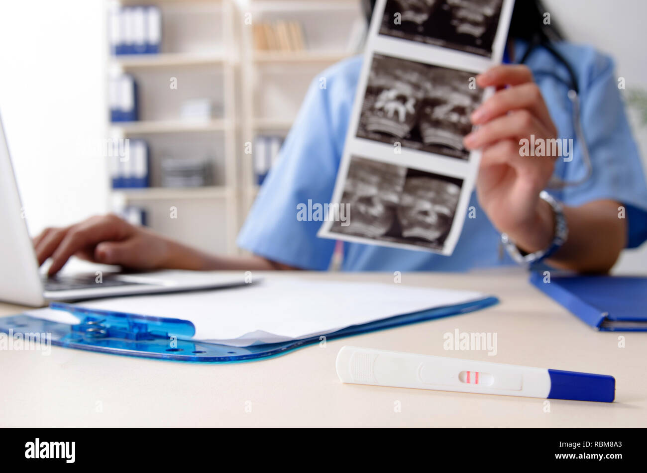 Female doctor gynecologist working in the clinic Stock Photo - Alamy
