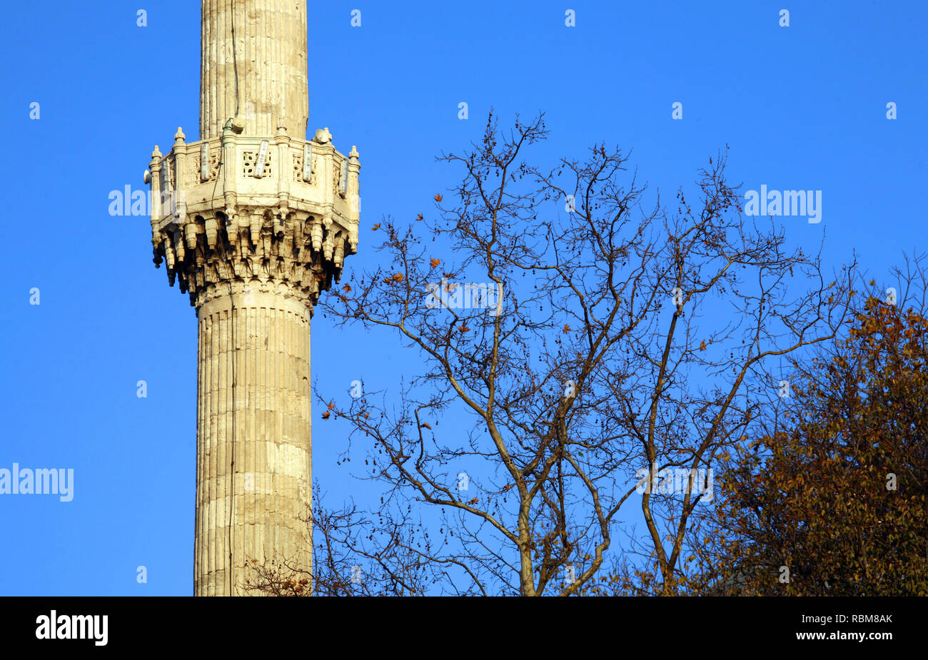 Symbols of islamic architecture hi-res stock photography and images - Alamy