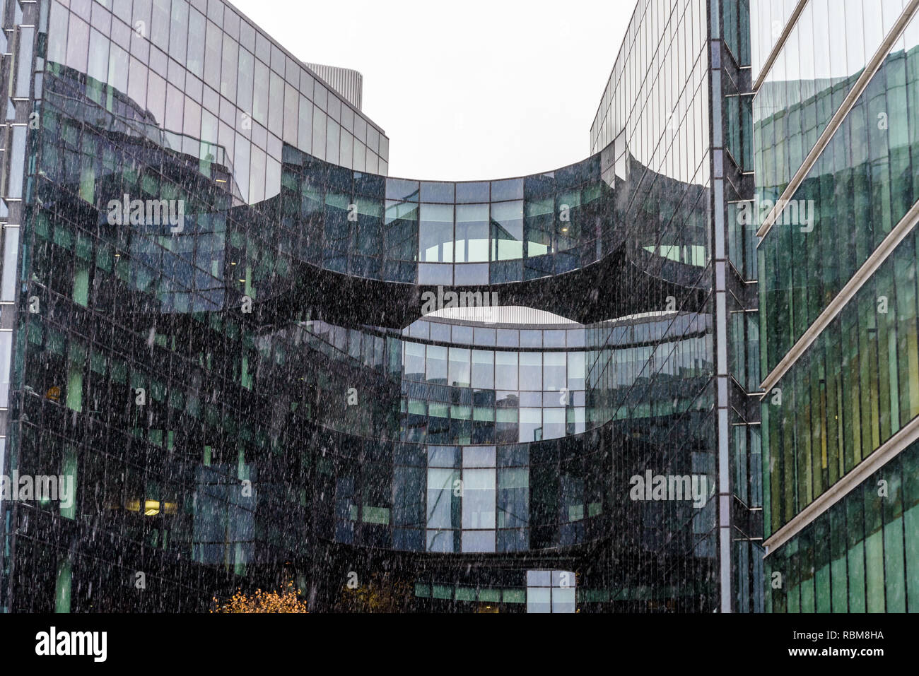 Pwc building london hi-res stock photography and images - Alamy
