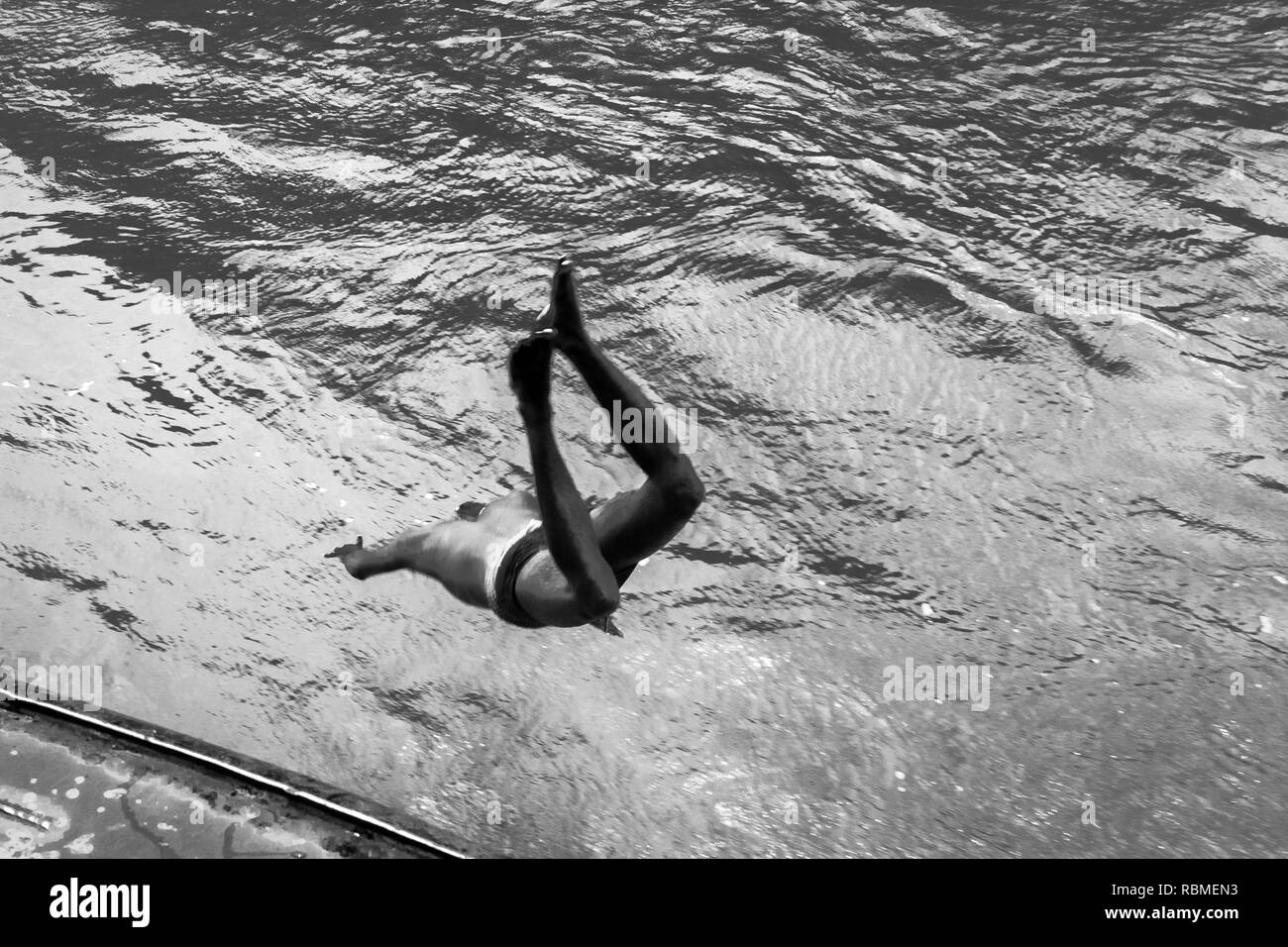 Diving hi-res stock photography and images - Alamy
