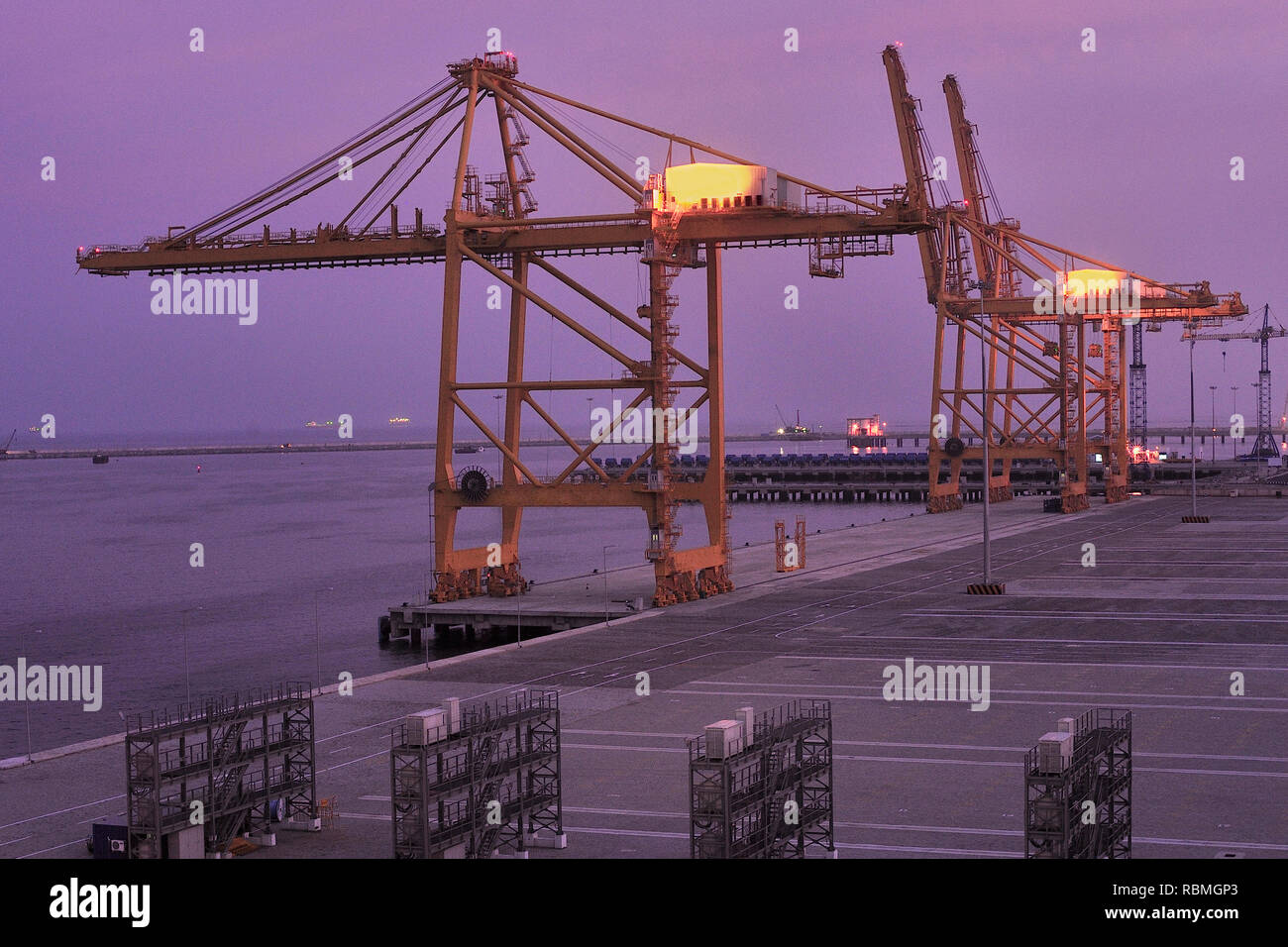 Mobile Crane High Resolution Stock Photography and Images - Alamy