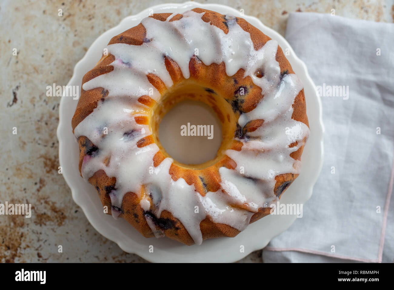 Blueberry sponge cake Stock Photo - Alamy