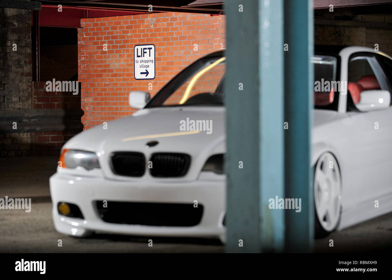 Stanced BMW E46 3 series lowered on air bag suspension and modified ...