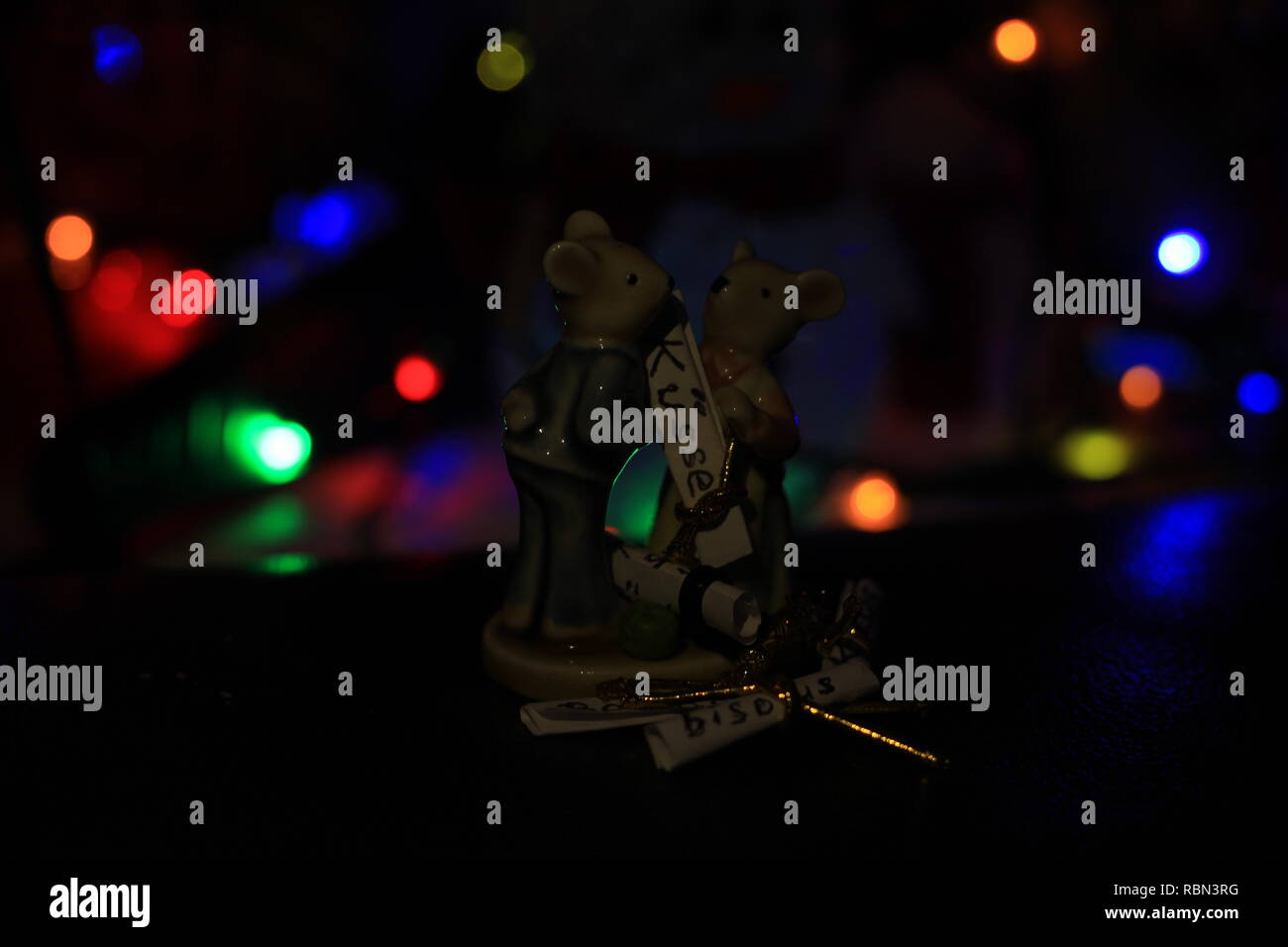 Happy Christmas / Happy Peas - Mouse, Two Ceramic Mice Holding Hands ...