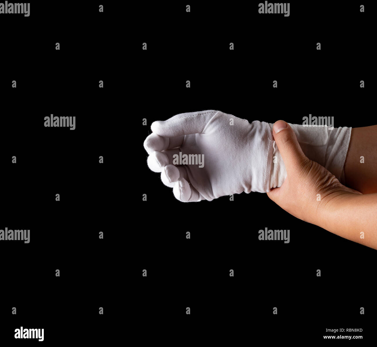 Hurt hand hi-res stock photography and images - Alamy