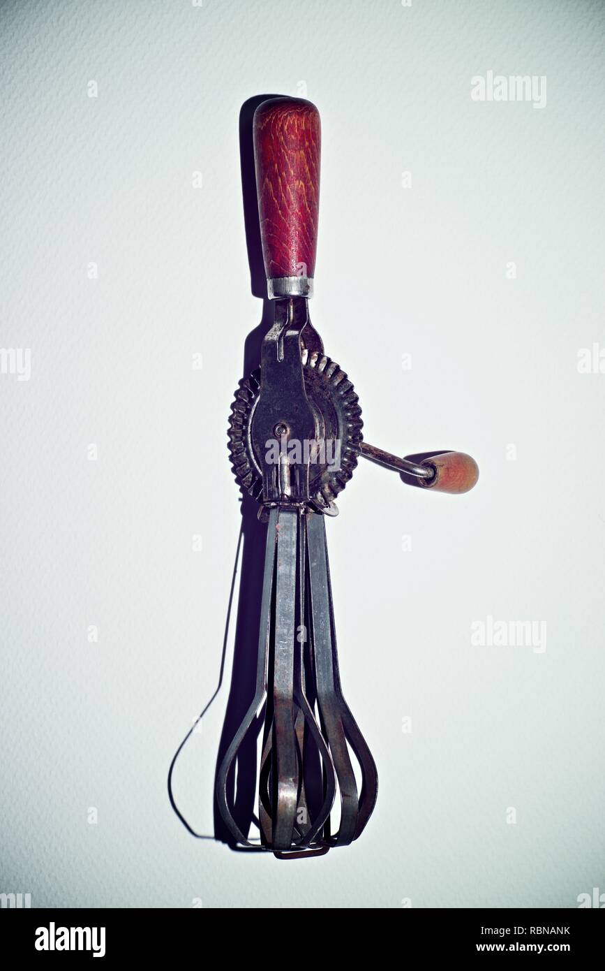 Old fashioned whisk hi-res stock photography and images - Alamy