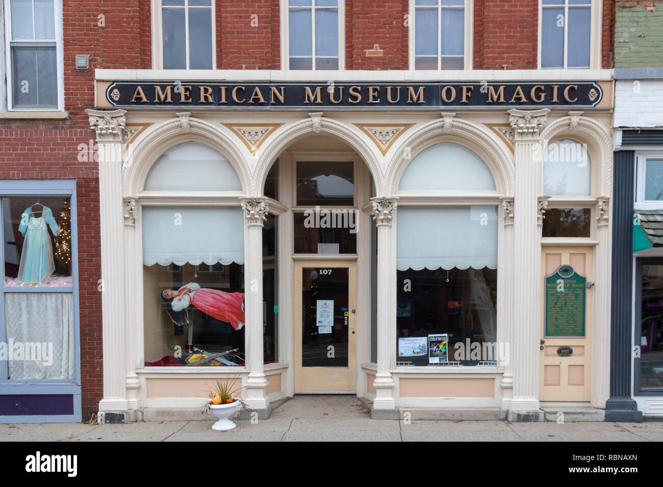 Magic museum hi-res stock photography and images - Alamy