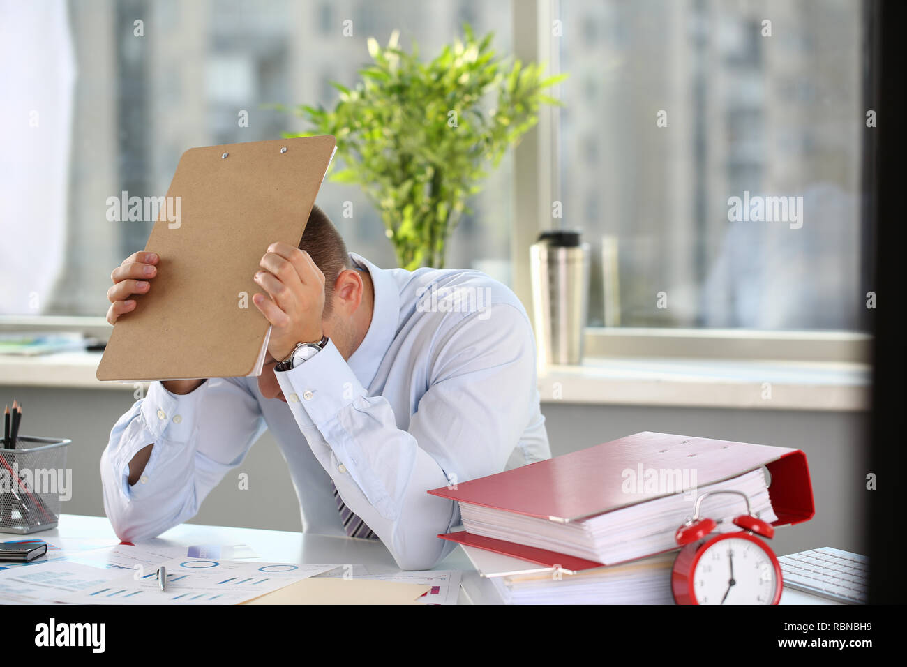 Stress desk hi-res stock photography and images - Alamy