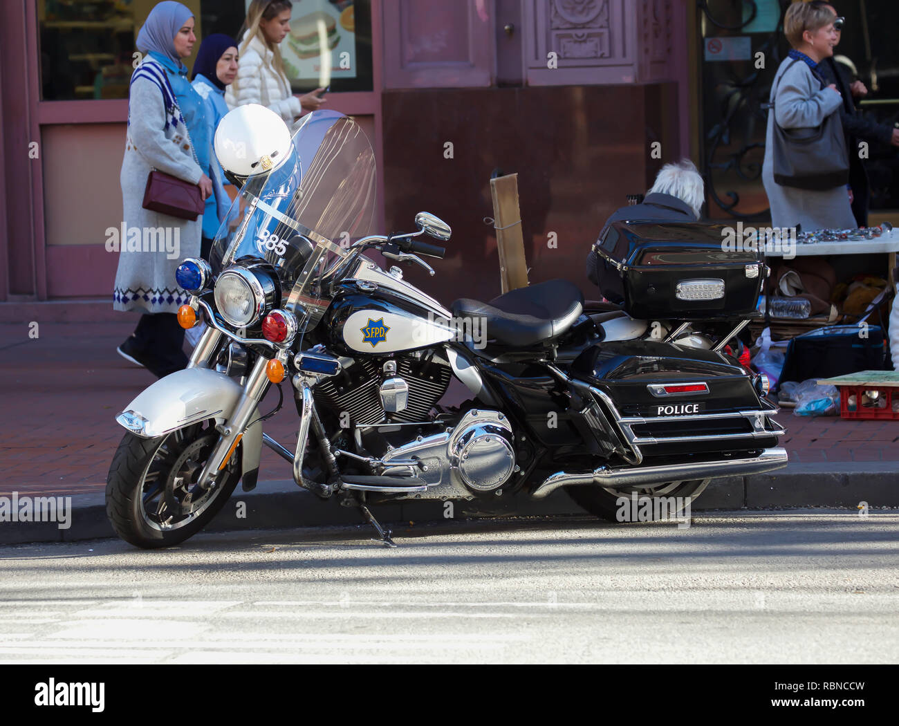 Sfpd motorcycle hi-res stock photography and images - Alamy